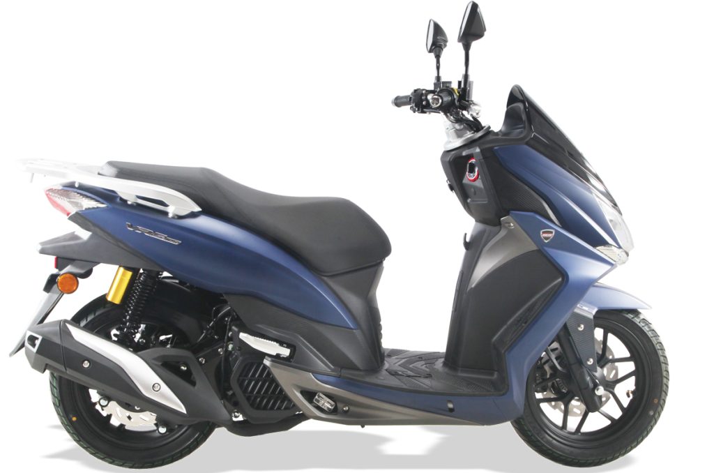 VRS 125 - MH Motorhispania scooter urbana con suelo plano 125